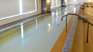 Banheira de hidromassagem privativa