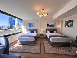 Quarto quádruplo luxo | Roupas de cama premium, camas com colchões pillow-top