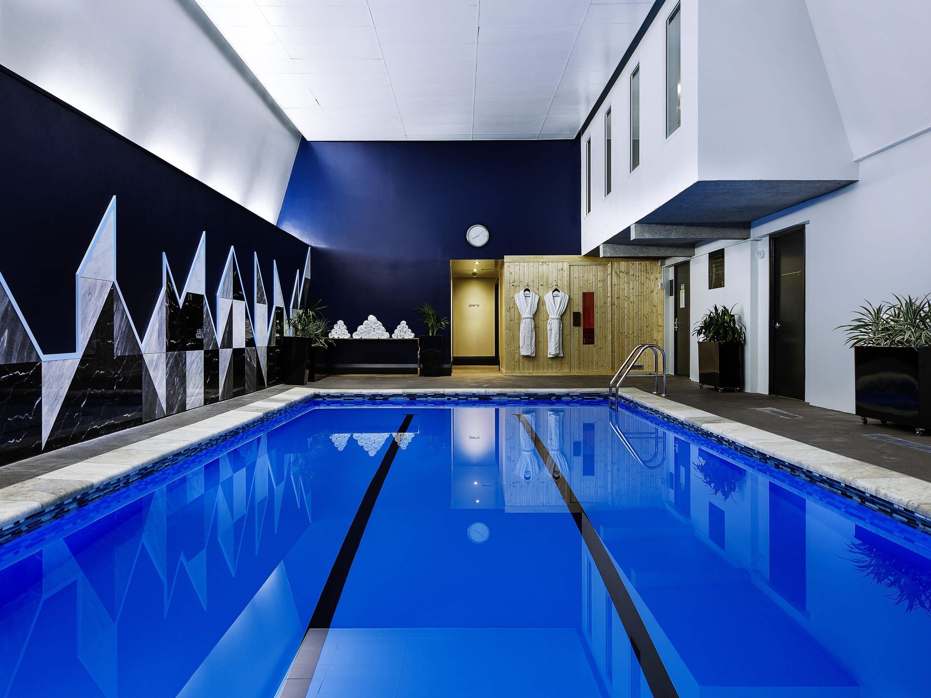 Piscina interior 