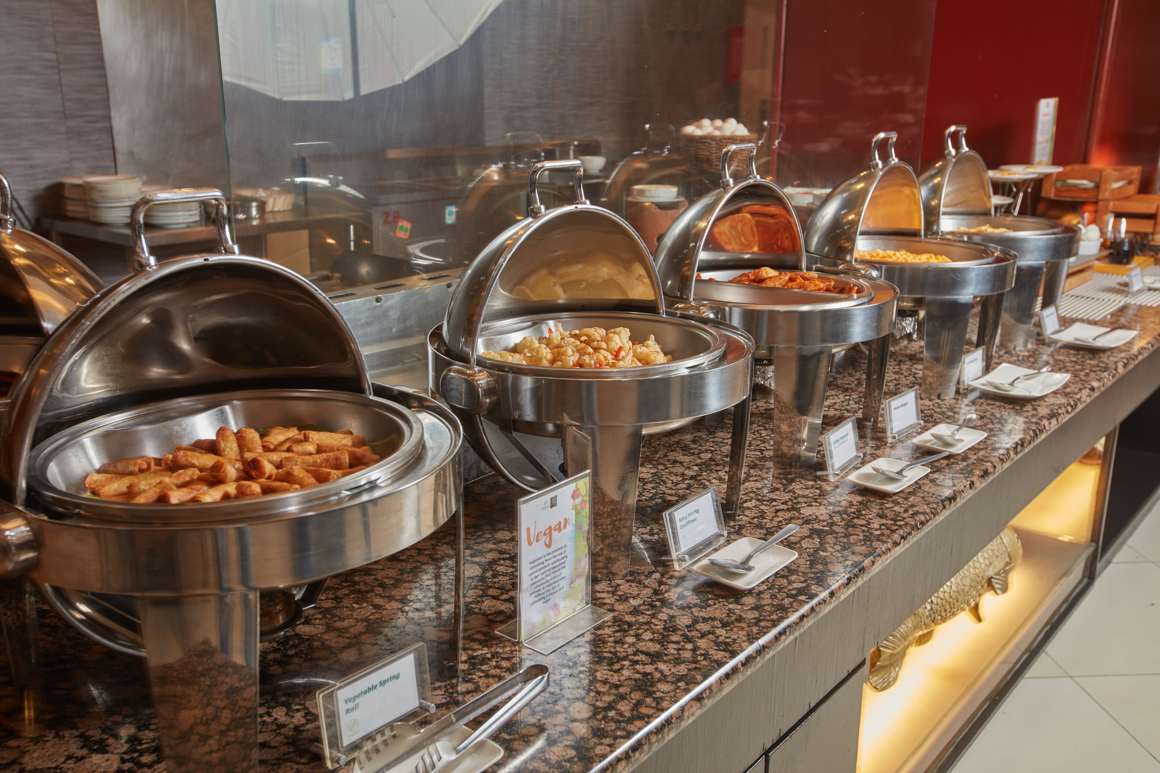 Buffet de pequeno-almoço