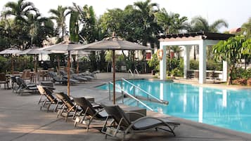 Piscina externa