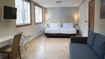 Quarto Familiar, 1 quarto | Secretária, quartos insonorizados, Wi-fi grátis