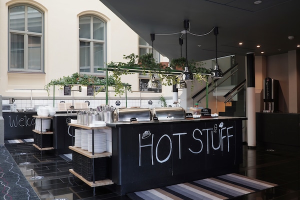 Pequeno-almoço tipo buffet diário incluído