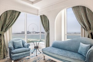 Suite, 1 quarto | Lençóis italianos Frette, roupa de alta qualidade, minibar 