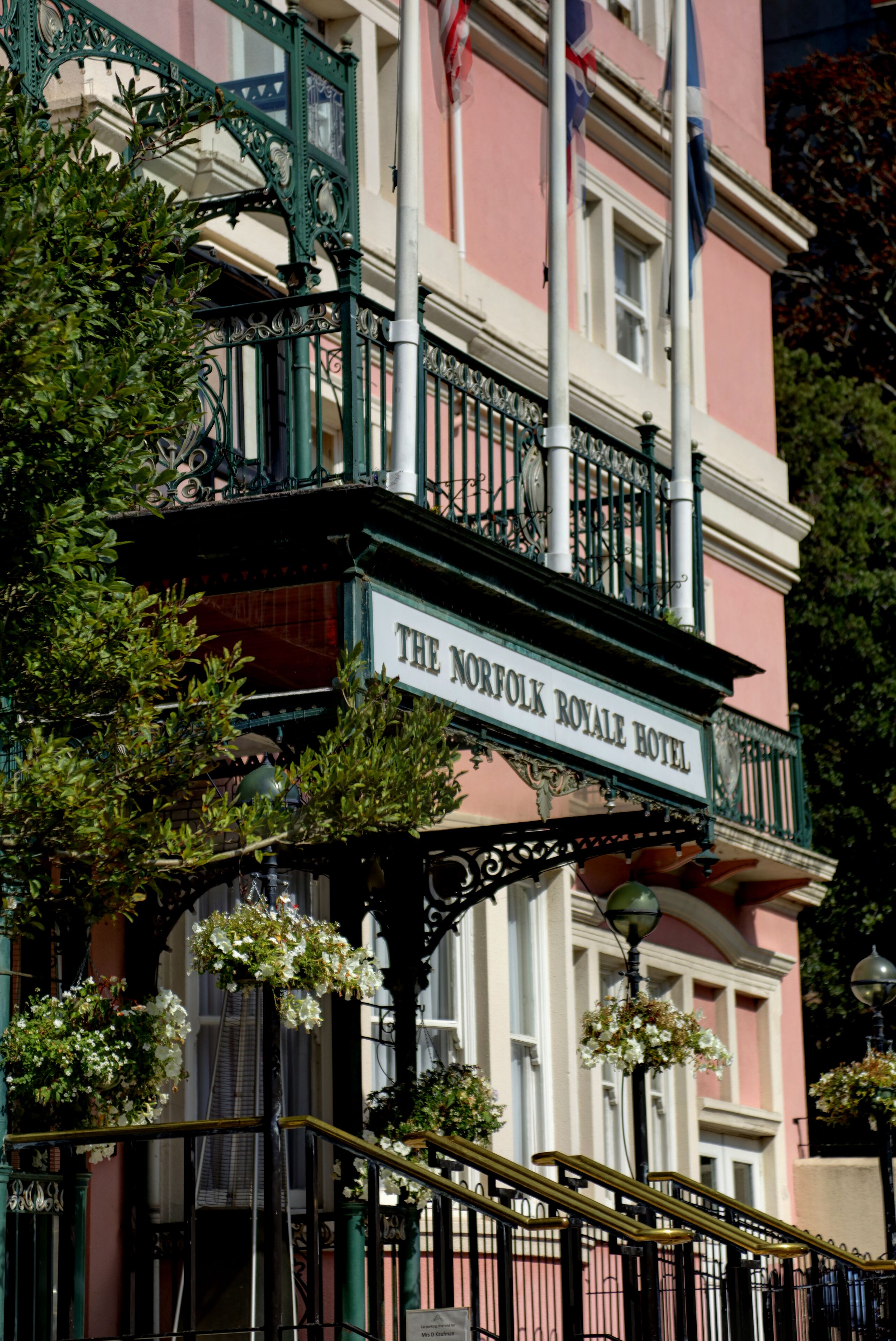 Norfolk Royale Hotel Wedding