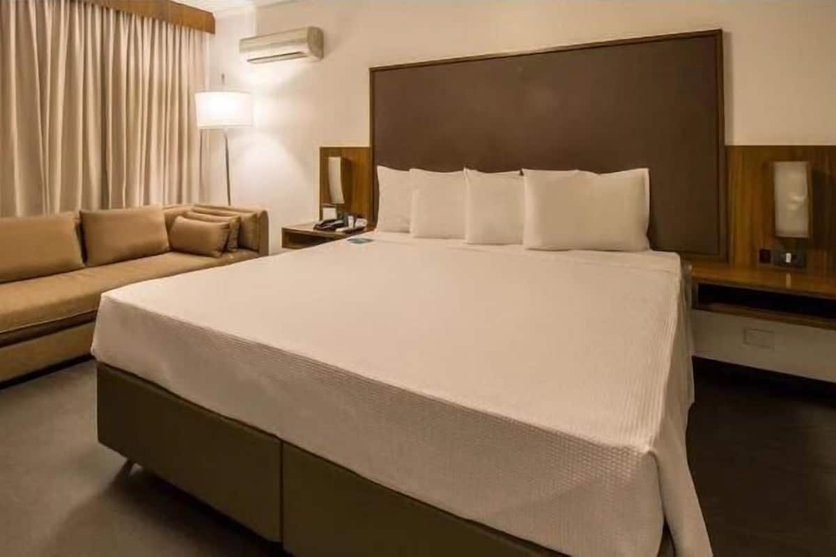 Minibar, Wi-fi grátis, roupa de cama fornecida, despertadores