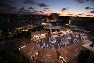 Área externa para banquete