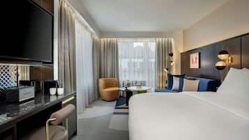Suite Júnior, 1 quarto, não fumadores, terraço | 1 quarto, roupa de alta qualidade, minibar, cofre no quarto