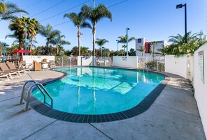 Piscina exterior