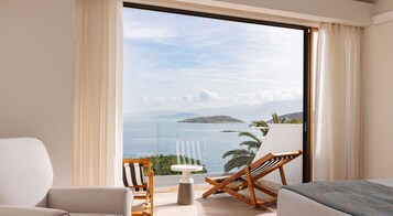 Suíte clássica, vista para o mar | Roupas de cama premium, edredons de pluma, frigobar, cofres nos quartos
