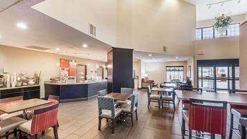 Pequeno-almoço takeaway diário incluído