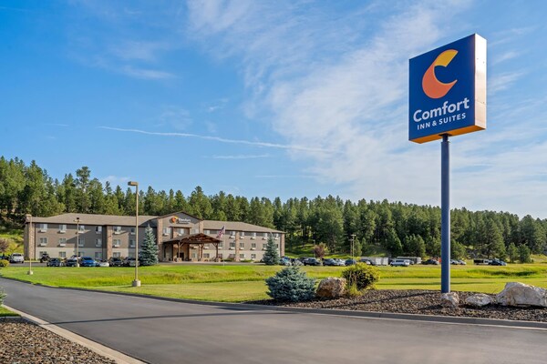 Comfort Inn & Suites Custer - Crazy Horse Area - Custer, SD