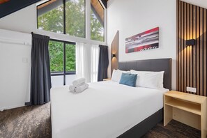 Apartamento premium | Ferros/tábuas de passar roupa, Wi-Fi de cortesia, roupa de cama