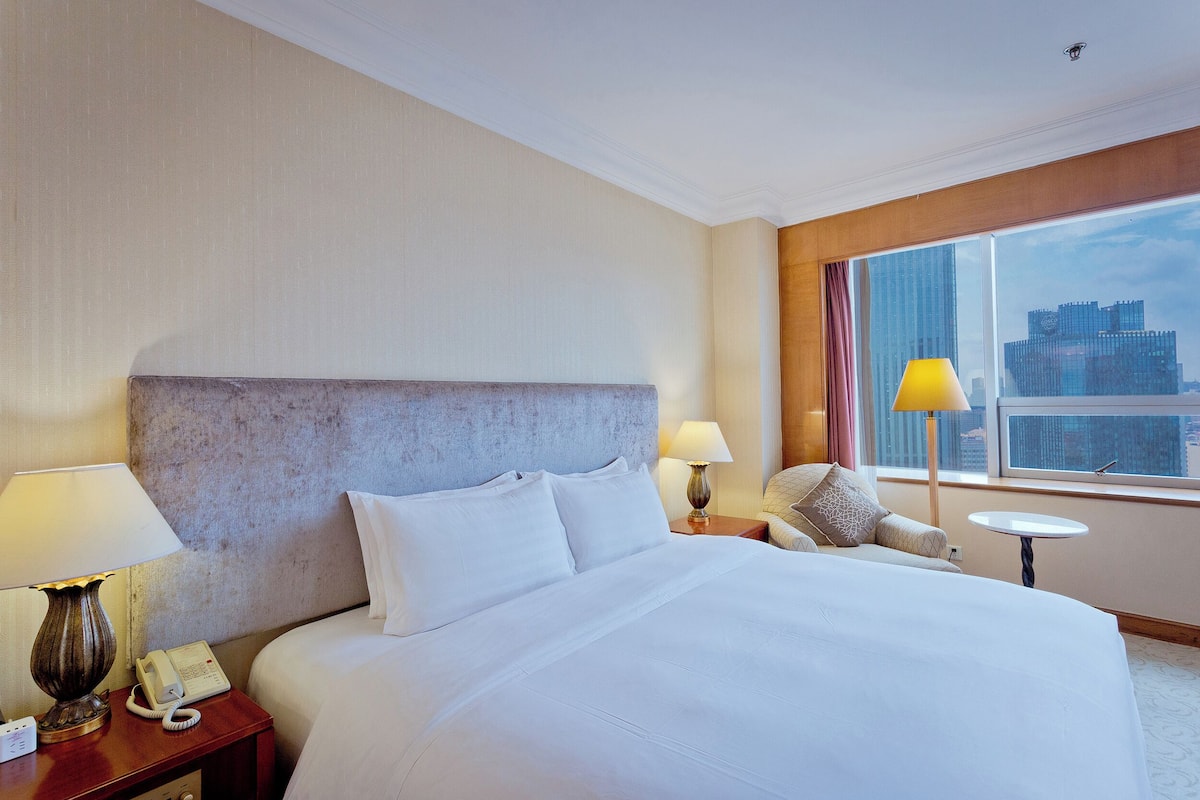 Quarto standard, 1 cama King | Edredons de pluma, camas Select Comfort, frigobar, cofres nos quartos