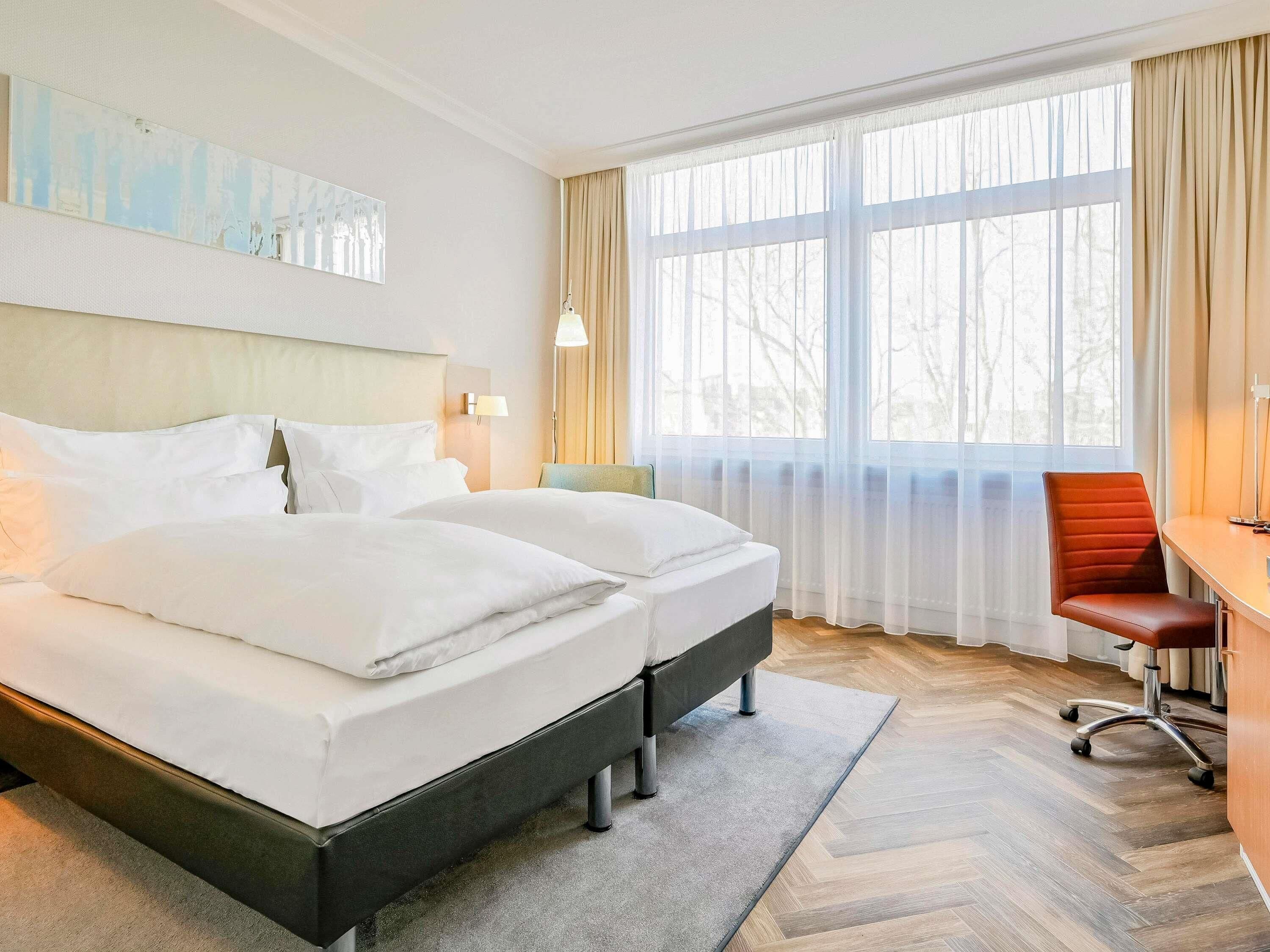 Quarto casal superior, 1 cama de casal | Roupas de cama antialérgicas, camas Select Comfort, cofres nos quartos