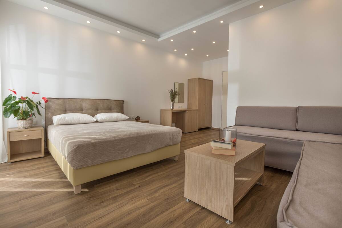 Suite Júnior | Cofre no quarto, ferro/tábua de engomar, Wi-fi grátis 