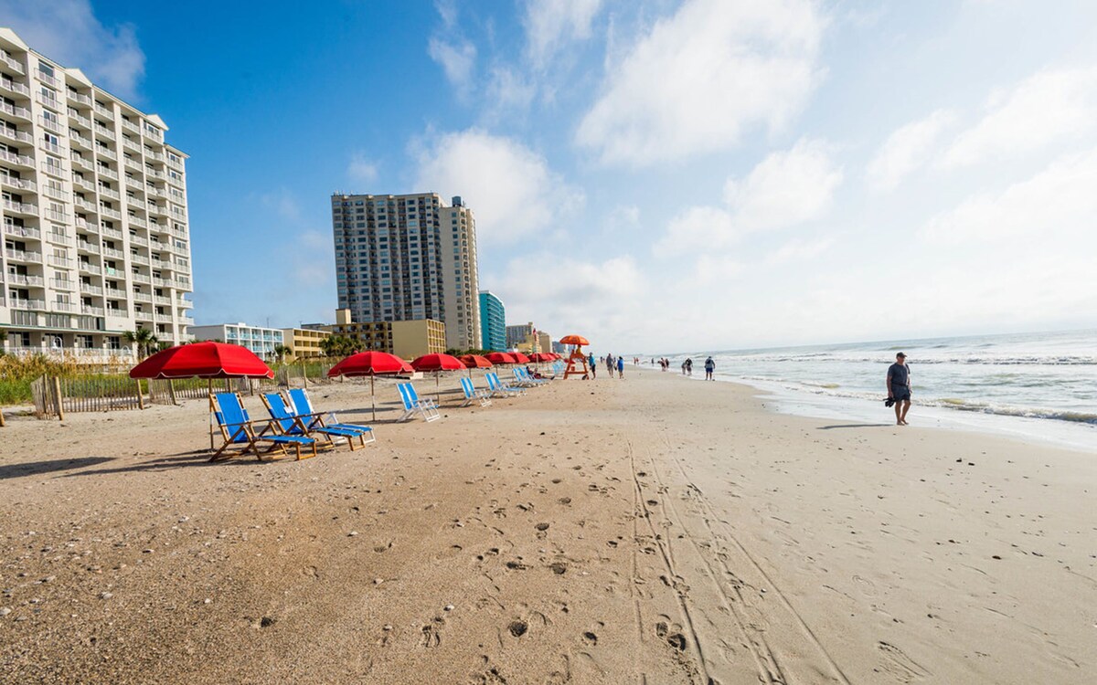 Hampton Inn & Suites Myrtle Beach/Oceanfront Reviews, Deals & Photos ...