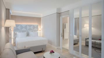 Quarto superior | 1 quarto, frigobar, cofres nos quartos, escrivaninha