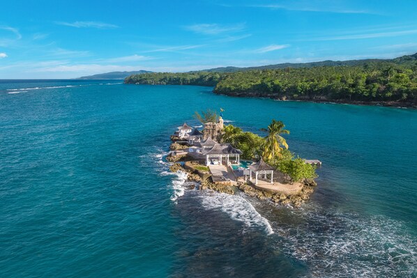 Couples Tower Isle All Inclusive, Tower Isle: Hotel Reviews, Rooms ...