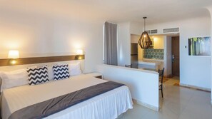 1 quarto, cofre no quarto, cortinas/cortinados opacos 