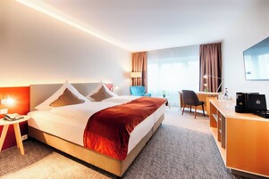 Cofre no quarto, secretária 