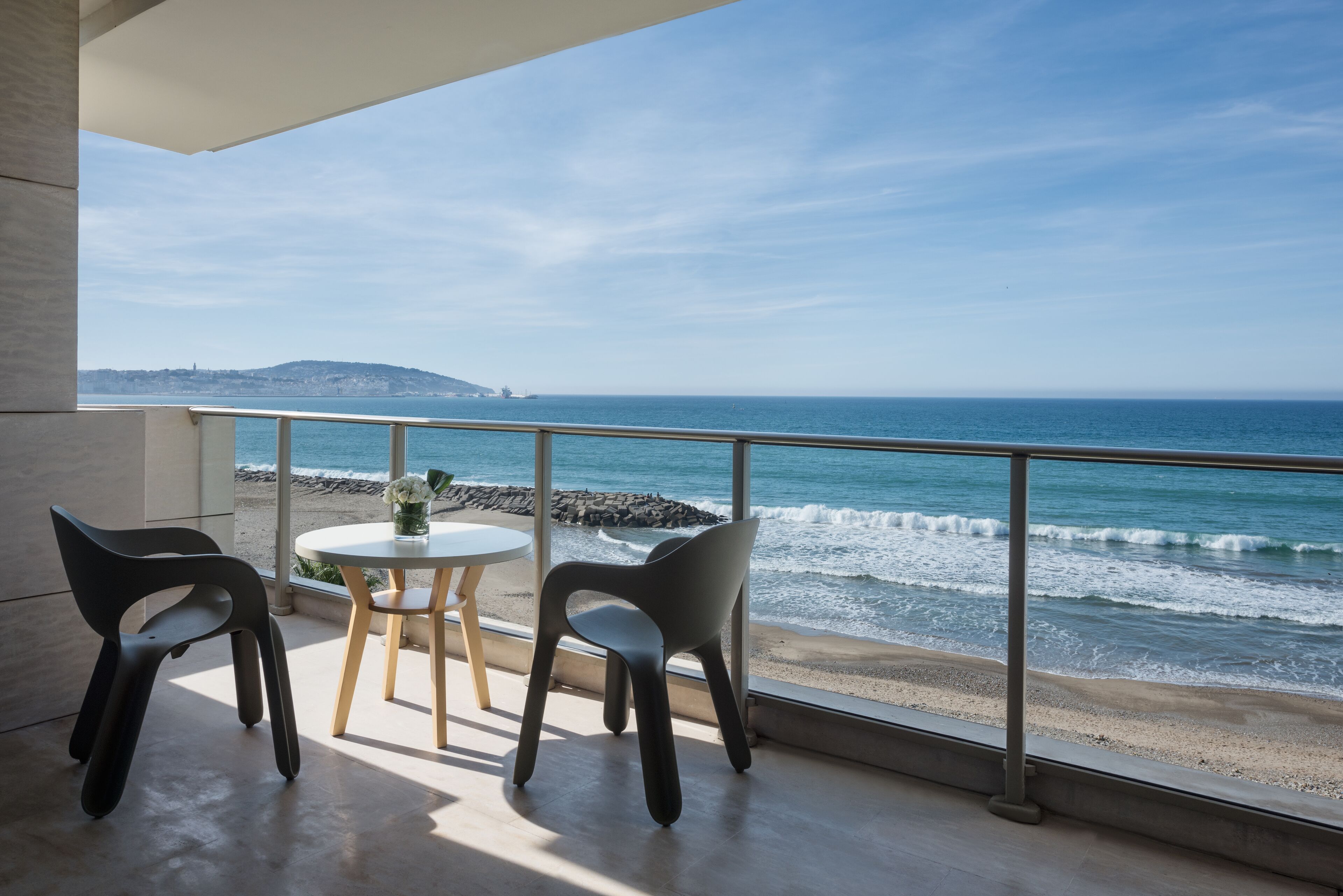 Suíte, 1 cama King, vista para o mar (Ambassador) | Sacada