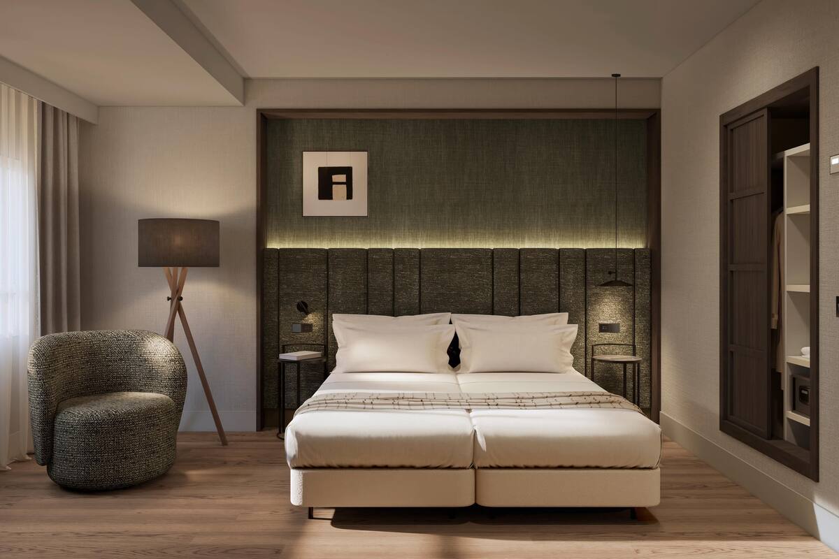 Minibar, cofre no quarto, secretária, cortinas/cortinados opacos 