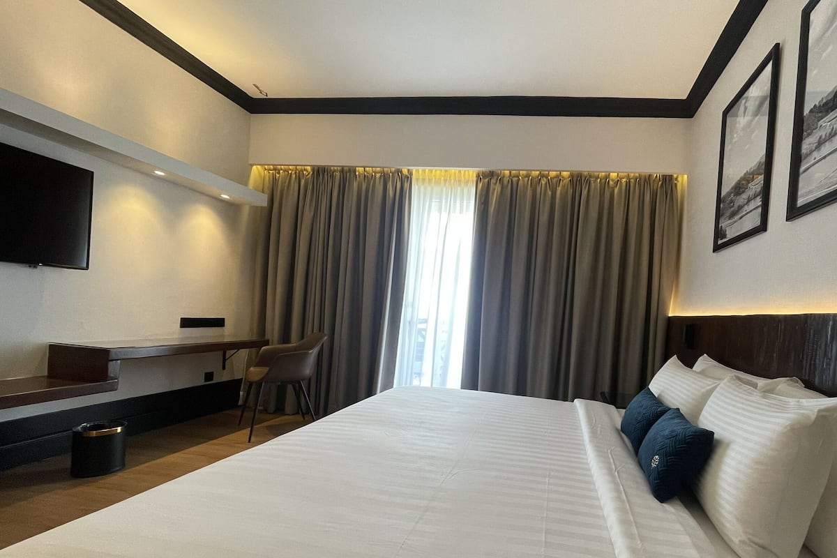 Quarto exclusivo | 1 quarto, frigobar, cofres nos quartos, escrivaninha