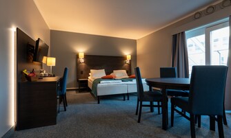 Quarto família, 1 cama de casal, para não fumantes (Standard) | Escrivaninha, quartos à prova de som, berços (sobretaxa)