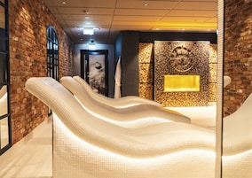 Sauna seca, banheira de hidromassagem, sauna a vapor
