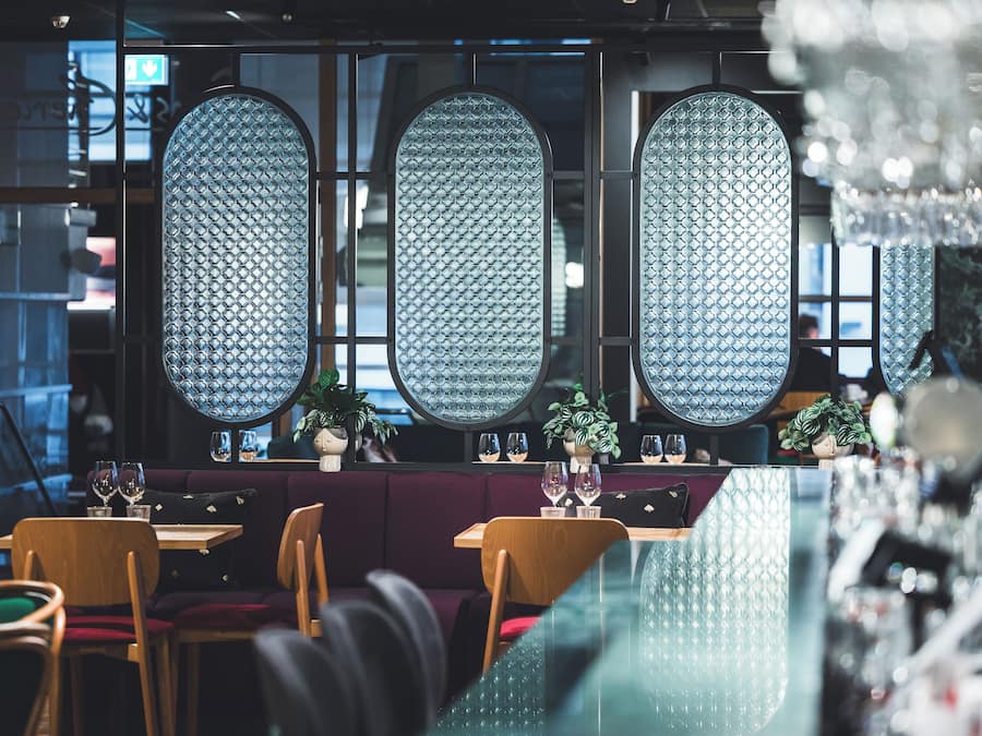 2 restaurantes, café da manhã, culinária francesa