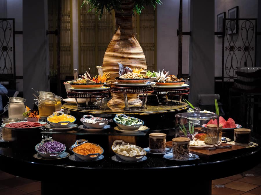 Pequeno-almoço tipo buffet diário (42 MYR por pessoa)