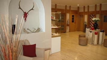 Tratamentos corporais, massagens de pedras quentes