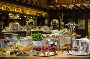 Buffet de pequeno-almoço