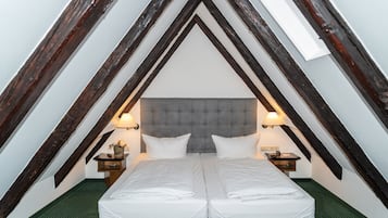 Suite Deluxe | Roupa de alta qualidade, camas de colchão pillowtop, minibar