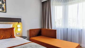 Quarto Duplo ou Twin Executivo | Roupa hipoalergénica, minibar, cofre no quarto, secretária