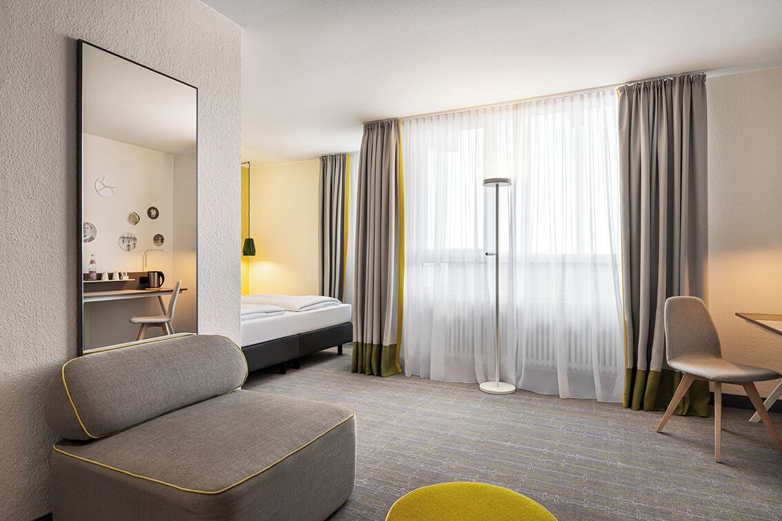 Quarto Comfort, 1 cama king-size, acessível | Roupa hipoalergénica, com decoração personalizada 