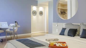 Quarto standard, 1 cama Queen | Frigobar, escrivaninha, cortinas blackout, quartos à prova de som