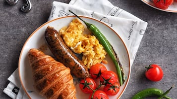 Café da manhã com buffet todos os dias (CNY 168 por pessoa)