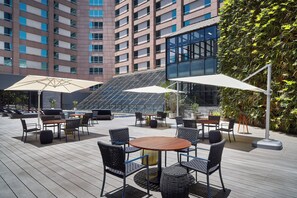 Piscina exterior, da(s) 8:00 à(s) 18:00, espreguiçadeiras 