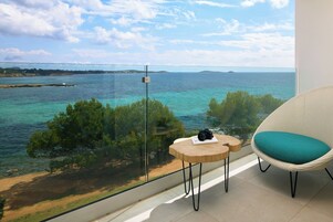 Suite, vista para o mar (The Level) | Minibar, cofre com capacidade para portátil, secretária, Wi-fi grátis 