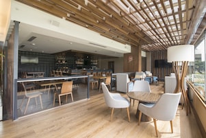 Bar (no alojamento)