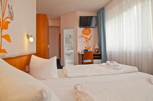 1 quarto, escrivaninha, cortinas blackout, Wi-Fi de cortesia