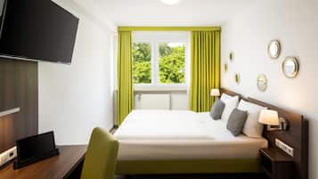 Quarto Superior, 1 cama de casal (Doppelzimmer) | Secretária, berços/camas para crianças grátis, camas desdobráveis