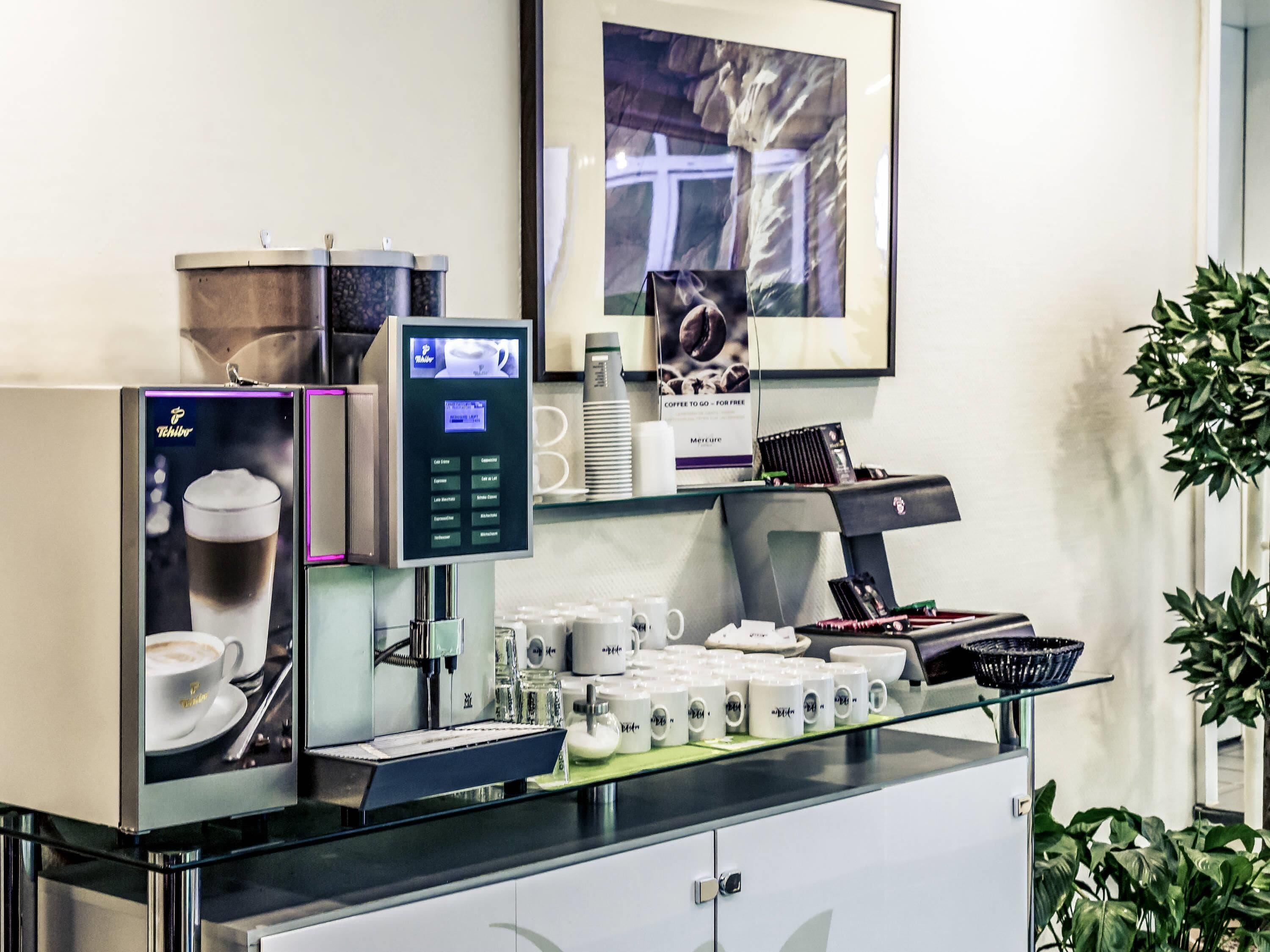 Café da manhã com buffet mediante uma taxa