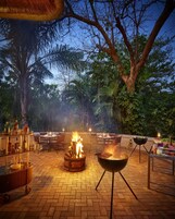 Pequenos-almoços, almoços e jantares servidos 