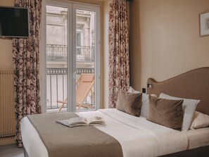 Quarto Duplo Superior | 1 quarto, roupa de alta qualidade, minibar, cofre no quarto 