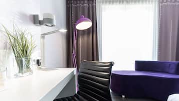 Quarto standard | Roupas de cama premium, escrivaninha, espaço de trabalho para notebook