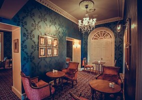 Pequenos-almoços, almoços e jantares servidos