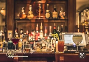 Pequenos-almoços, almoços e jantares servidos